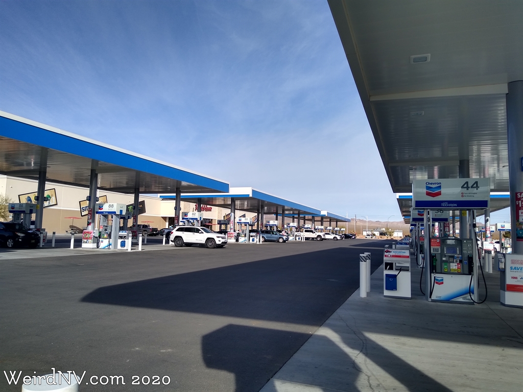 World's Largest Chevron - Weird California