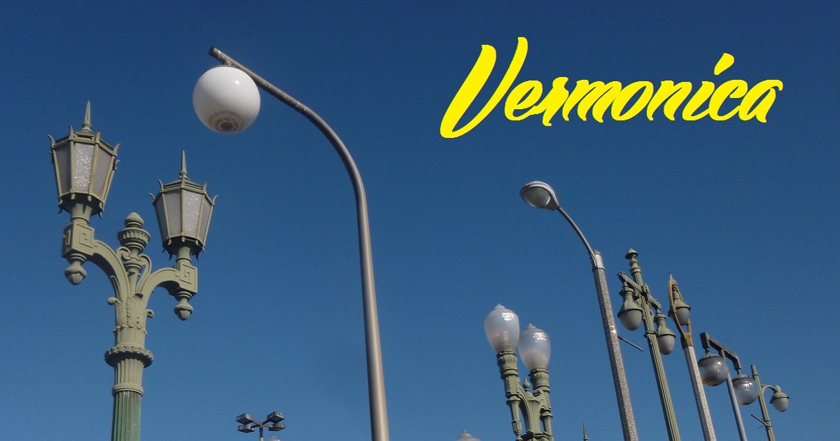 Vermonica - Weird California